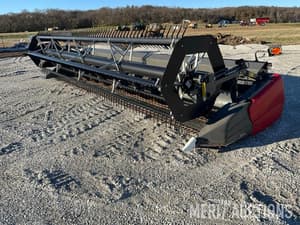 SOLD - Massey Ferguson 8200 Lot No. 2098 Harvesting with 25 ft ...