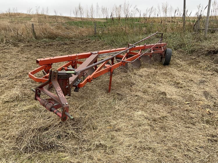 Massey Ferguson 88 Tillage Plows for Sale | Tractor Zoom