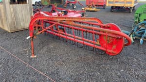 SOLD - MASSEY FERGUSON HAY RAKE MODEL 25 Hay and Forage | Tractor Zoom