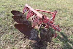 SOLD - Massey Ferguson 43 Lot No. 96 Tillage with 3 Bottoms | Tractor Zoom