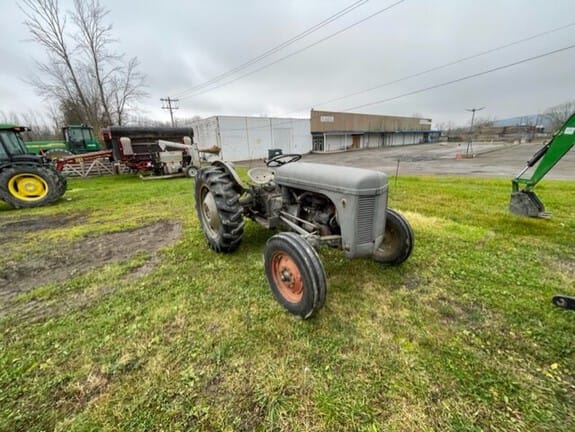 SOLD - Massey Ferguson TO30 Tractors Stock No. 555995 | Tractor Zoom