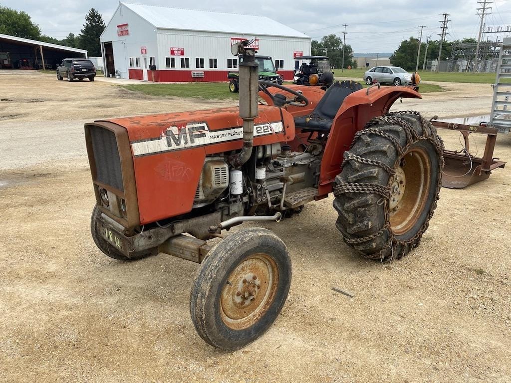 SOLD - Massey Ferguson 220 Lot No. 1812 Tractors with 28 HP | Tractor Zoom