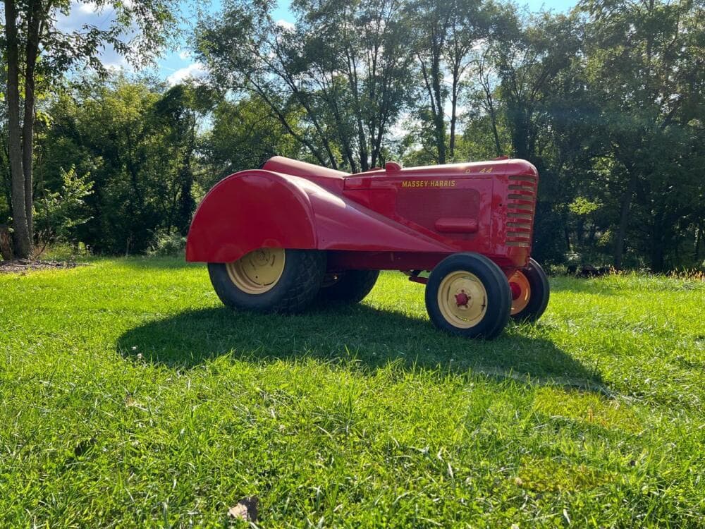 Massey-Harris 44 Tractors 40 to 99 HP for Sale | Tractor Zoom