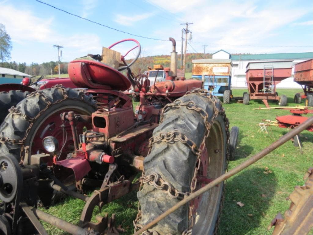 Farmall 200 Tractors Less than 40 HP for Sale | Tractor Zoom