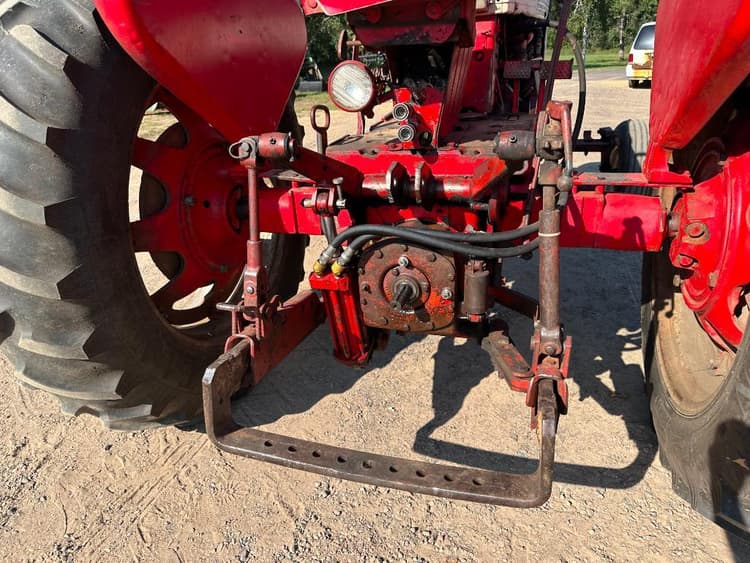 Farmall 460 Tractors 40 to 99 HP for Sale | Tractor Zoom