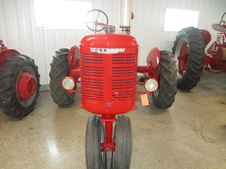 Farmall B Tractors Less than 40 HP for Sale | Tractor Zoom