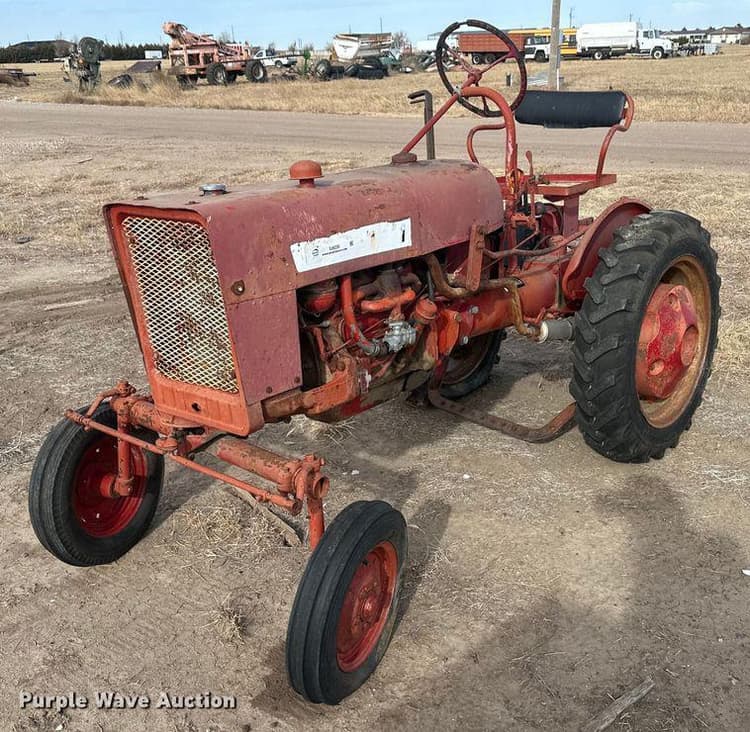 SOLD - Farmall Cub Tractors Less than 40 HP | Tractor Zoom