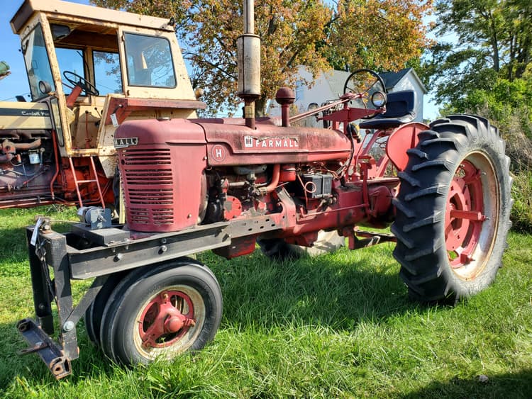 SOLD - Farmall H Tractors Less than 40 HP | Tractor Zoom