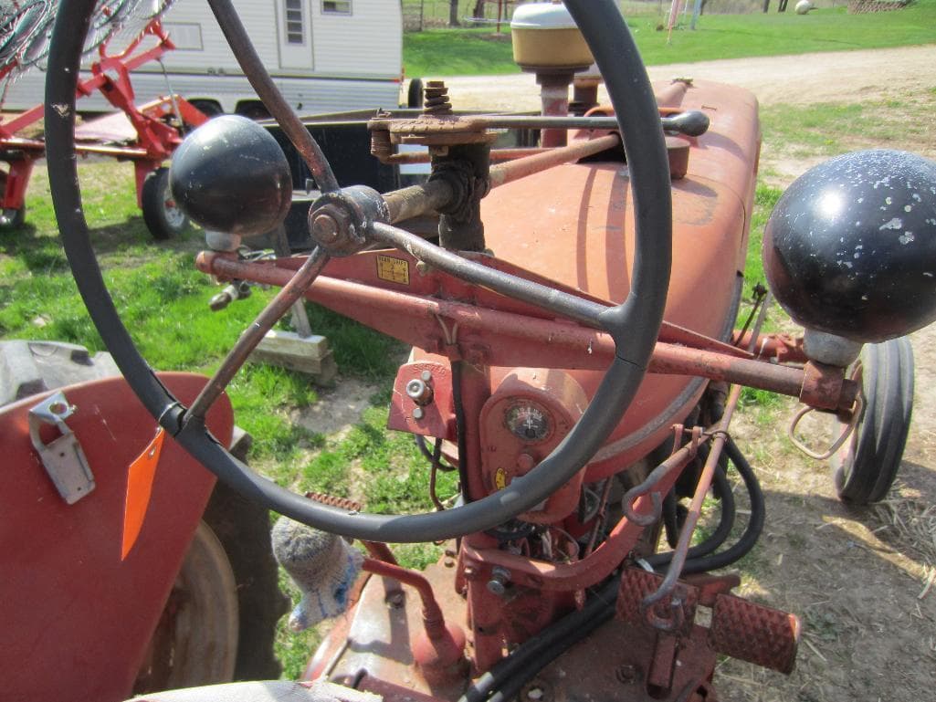 Farmall M Tractors Less than 40 HP for Sale | Tractor Zoom