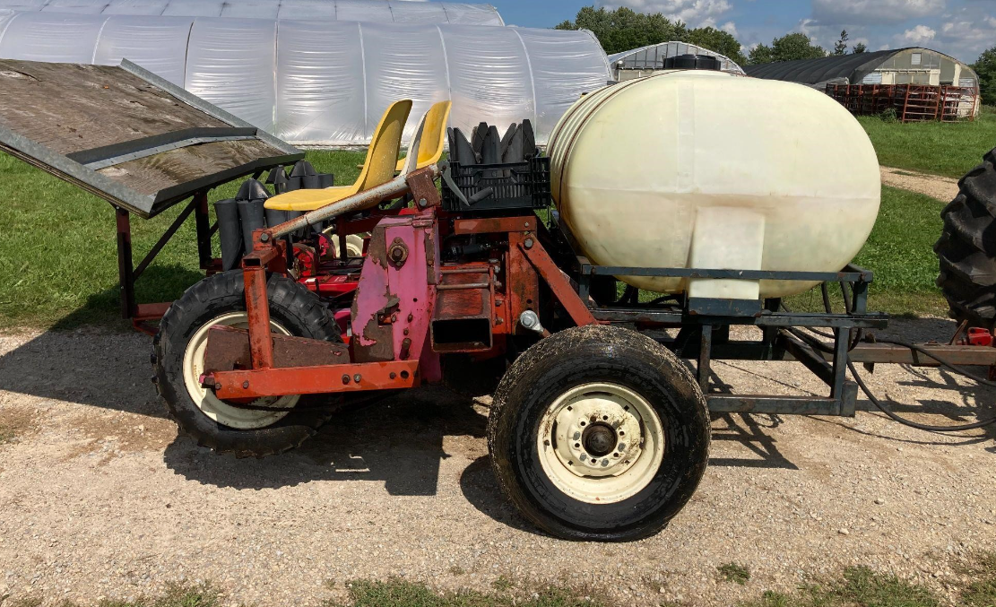 SOLD - Mechanical Transplanter 5000 Planting with --- Rows | Tractor Zoom