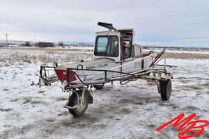 SOLD - Melroe 103 Spra-Coupe Chemical Applicators with 46 ft | Tractor Zoom