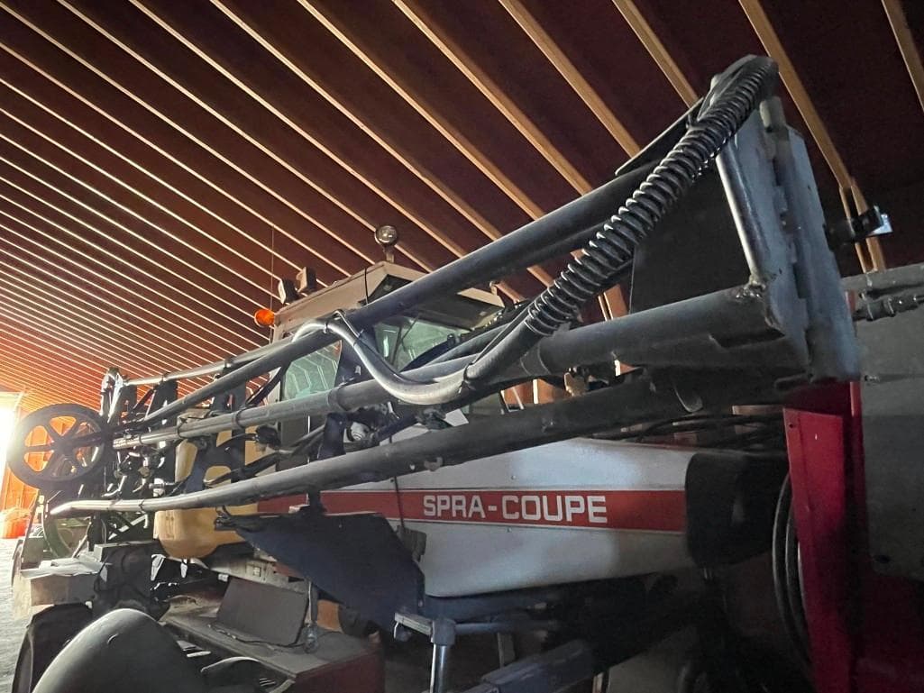 Tractor Zoom - Melroe 220