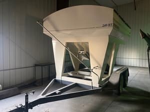 SOLD - Meridian 240 RT Stock No. 465190 Planting | Tractor Zoom