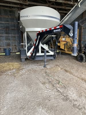 SOLD - Meridian 375 Seed Express Stock No. 445130 Planting | Tractor Zoom