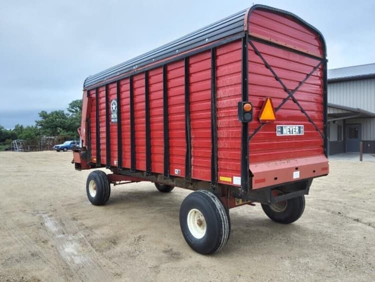 Meyer 4518 Harvesting Forage Wagons for Sale | Tractor Zoom