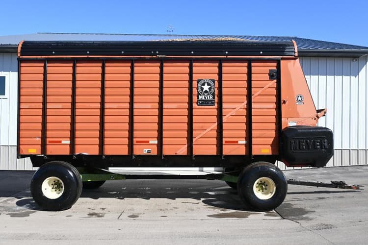Meyer 4618 Harvesting Forage Wagons for Sale | Tractor Zoom