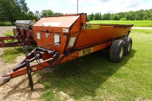 SOLD - Meyer V-Max 3245 Lot No. 44 Manure Handling | Tractor Zoom
