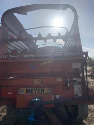 SOLD - Meyers 4216 Chopper Box Harvesting | Tractor Zoom
