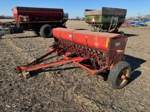 SOLD - Massey Ferguson 33 Lot No. 329 Planting with --- In | Tractor Zoom