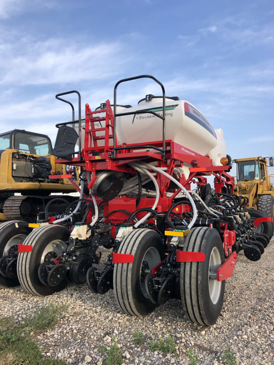 2024 Massey Ferguson MFVF Planting Planters for Sale | Tractor Zoom