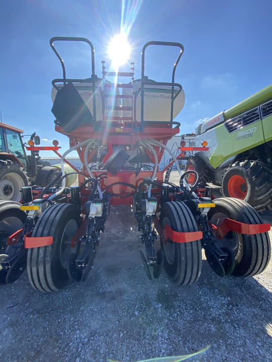 2024 Massey Ferguson MFVF Planting Planters for Sale | Tractor Zoom