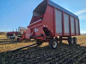 SOLD - Miller Pro 5200 Lot No. 145 Harvesting | Tractor Zoom