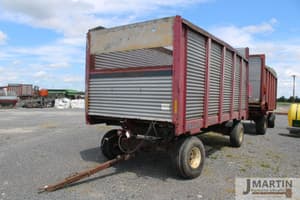 SOLD - Miller Pro 5200 Lot No. 3405 Harvesting | Tractor Zoom