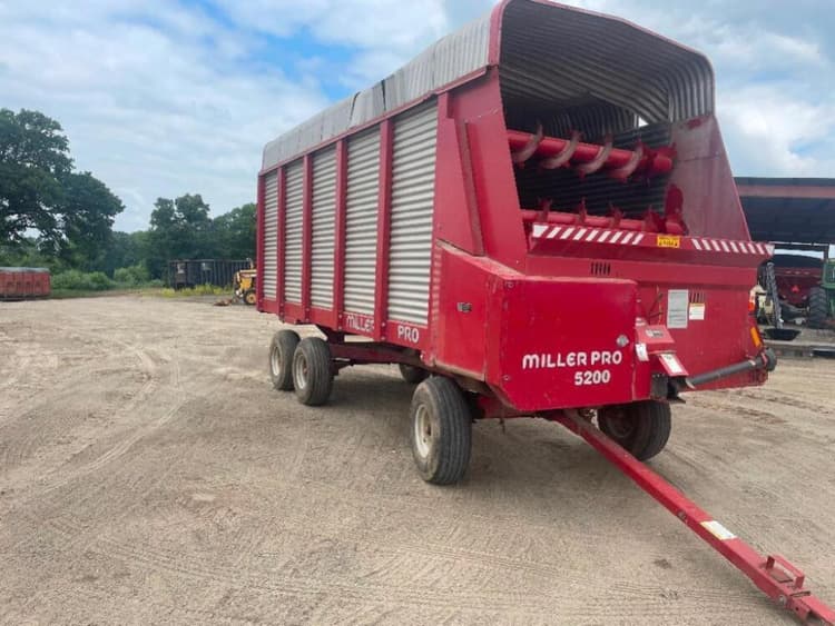 Miller Pro 5200 Harvesting Forage Wagons for Sale | Tractor Zoom