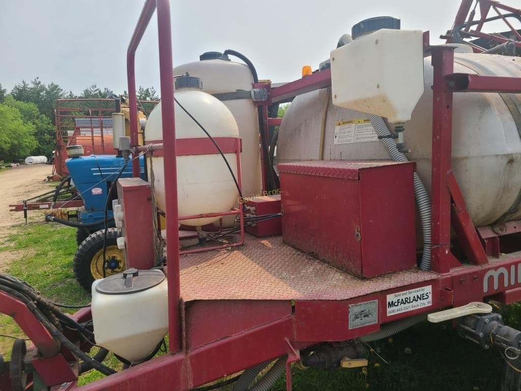 Miller Pro 750 Chemical Applicators Sprayers - Pull Type for Sale ...