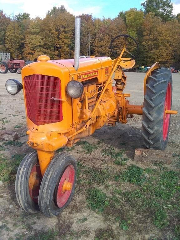 SOLD - Minneapolis-Moline R Tractors Less than 40 HP | Tractor Zoom