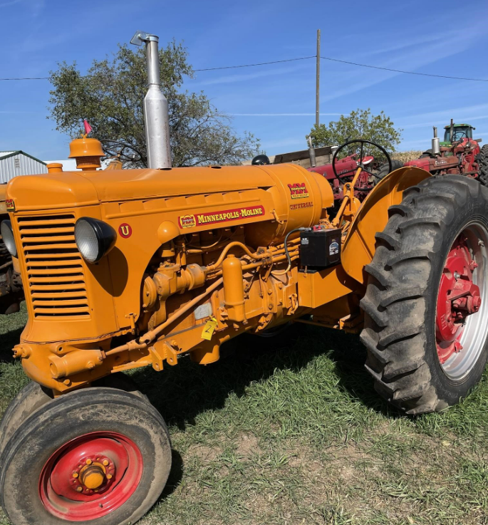 SOLD - Minneapolis-Moline UTU Tractors with 47 HP | Tractor Zoom