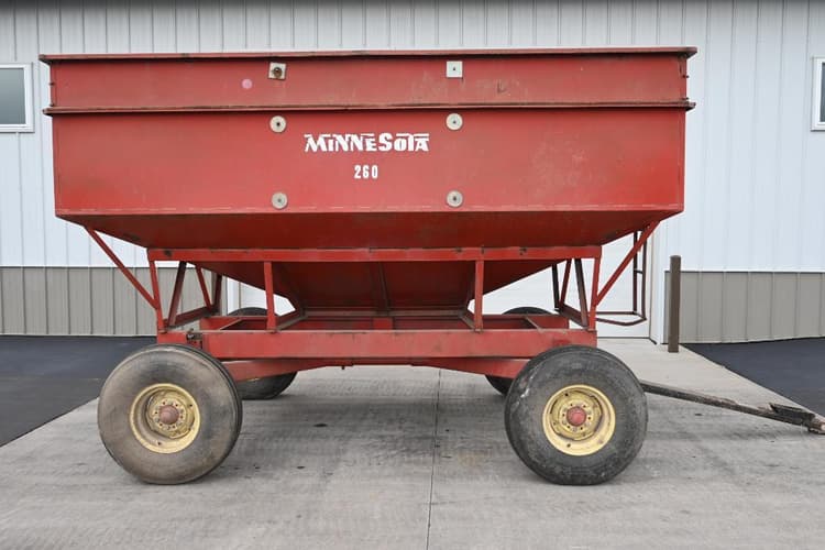 Minnesota 260 Harvesting Gravity Wagons for Sale | Tractor Zoom