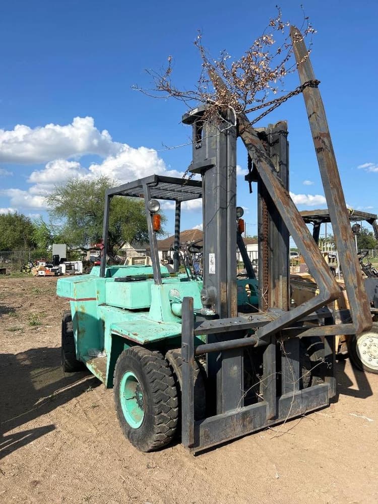 SOLD - Mitsubishi FD70 Construction Forklifts | Tractor Zoom