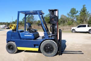 SOLD - Mitsubishi FG35 Lot No. 111 Construction with 2,564 Hrs ...