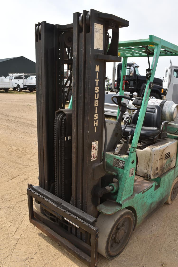 Mitsubishi FGC25 Construction Forklifts for Sale | Tractor Zoom