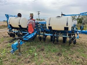 Monosem NG Plus-4 Lot No. 142 ZR Planting For Sale with 6 Rows ...