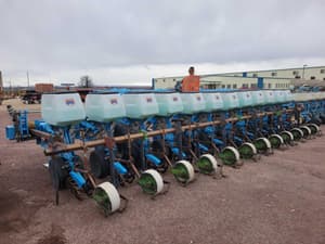 SOLD - Monosem NG Plus 12 Row Air Planter Planting with 12 Rows ...