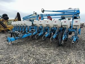 SOLD - Monosem NG Plus 3 Lot No. 42 Planting with 24 Rows | Tractor Zoom