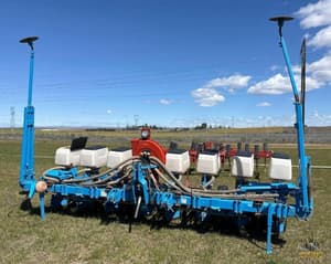 SOLD - Monosem NG Plus 2 Planting with 8 Rows | Tractor Zoom