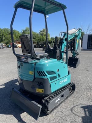 SOLD - 2024 AGT Industrial QK16R Construction with --- Hrs | Tractor Zoom