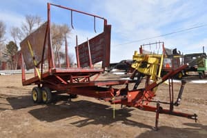 SOLD - New Holland 1030 Stack Wagon Hay and Forage | Tractor Zoom
