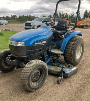 SOLD - New Holland 1630 Tractors with 1,034 Hrs | Tractor Zoom