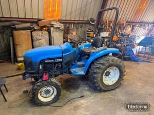 SOLD - New Holland 1725 Lot No. 2204 Tractors with 485 Hrs | Tractor Zoom