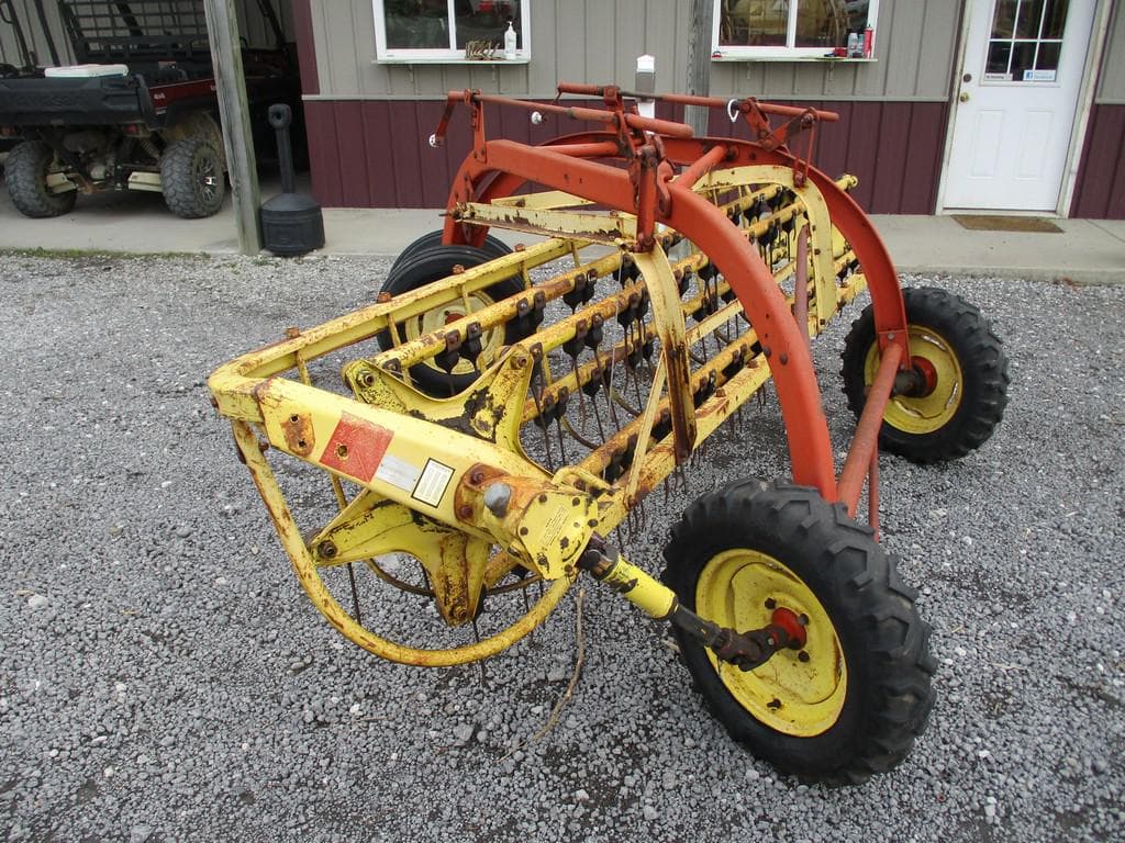 New Holland 258 Hay and Forage Hay - Rakes/Tedders for Sale | Tractor Zoom