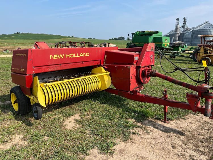 New Holland Hayliner 320 Hay and Forage Balers - Square for Sale ...