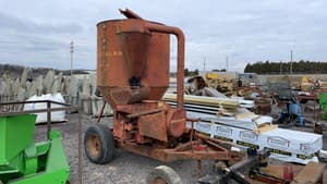 SOLD - New Holland 351 Lot No. 3470 Hay and Forage | Tractor Zoom