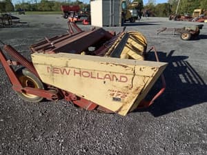 SOLD - New Holland 472 Lot No. 925 Hay and Forage | Tractor Zoom