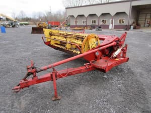 SOLD - New Holland 472 Lot No. 6657 Hay and Forage | Tractor Zoom