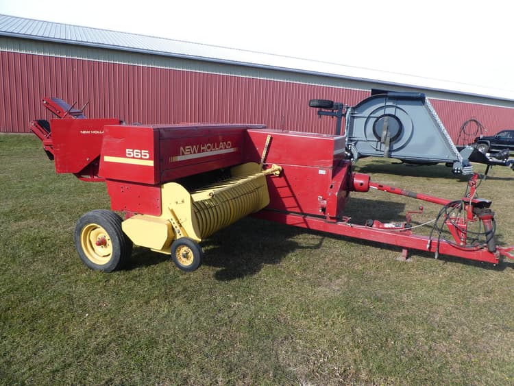 1989 New Holland 565 Hay and Forage Balers - Square for Sale | Tractor Zoom