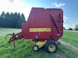 SOLD - New Holland 660 Hay and Forage with --- Bales | Tractor Zoom